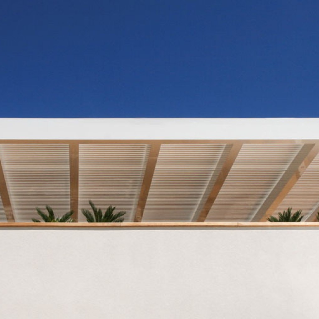 Horizontal Shutters 1 - KSS Thailand